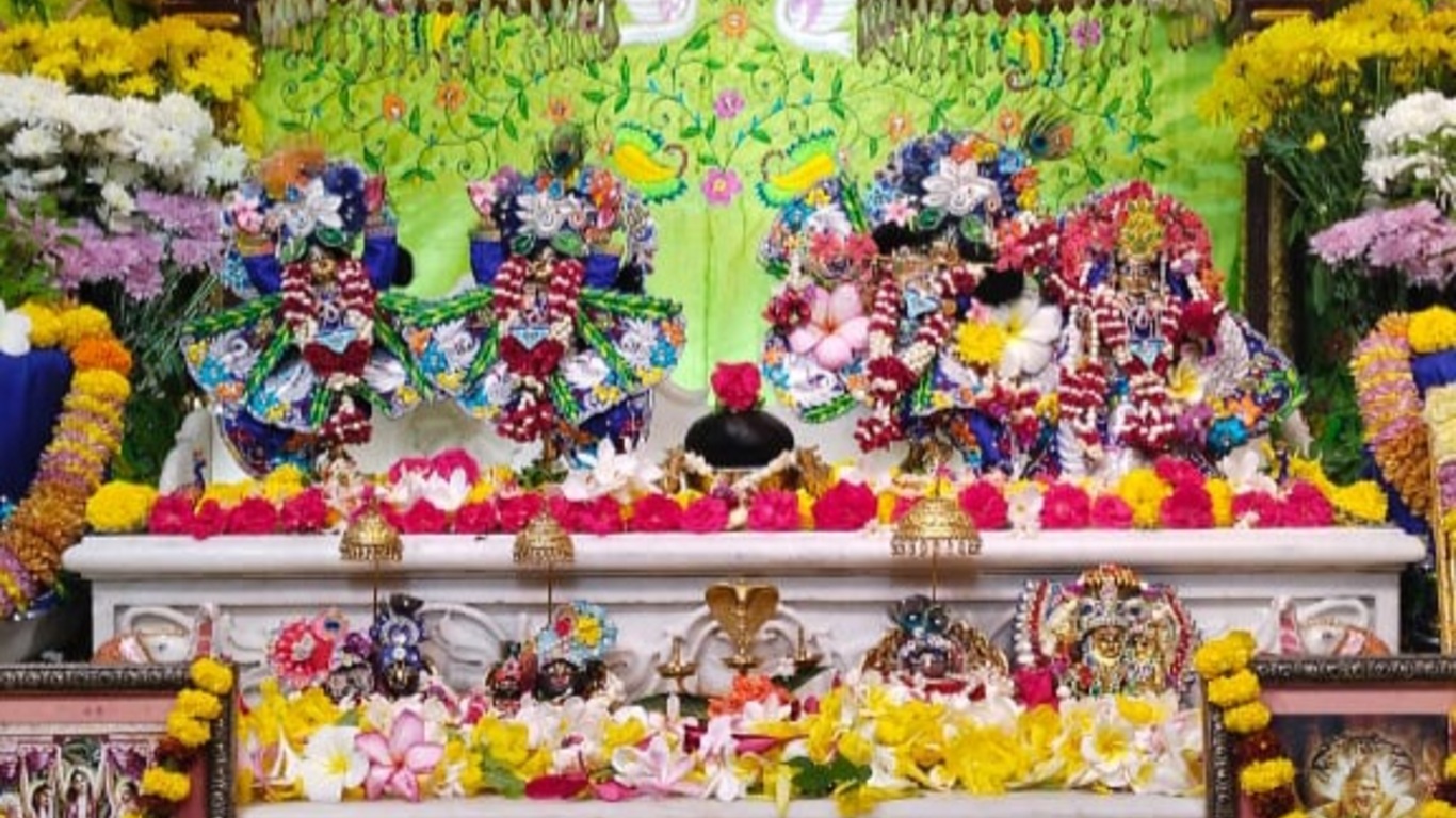 ISKCON Navi Mumbai. Official website of ISKCON at Kharghar, Navi Mumbai