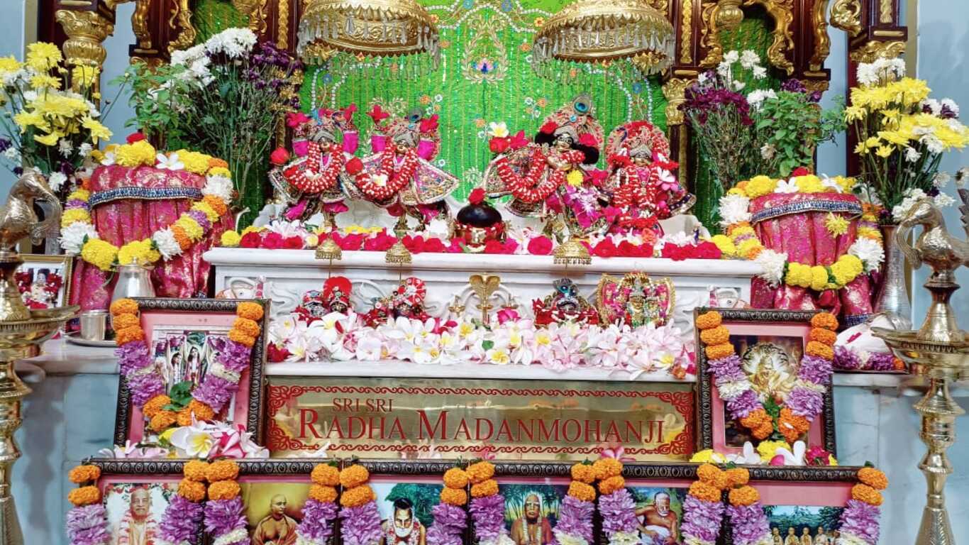 ISKCON Navi Mumbai. Official website of ISKCON at Kharghar, Navi Mumbai