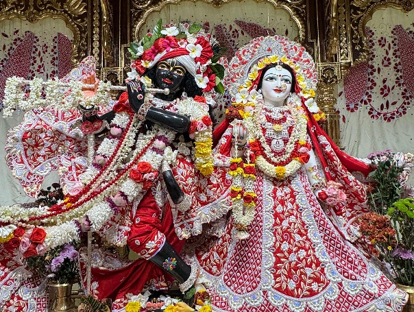 ISKCON Navi Mumbai. Official website of ISKCON at Kharghar, Navi Mumbai